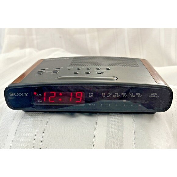 Sony | Other | Vintage Sony Dream Machine Icfc42 Dual Alarm Amfm Clock ...